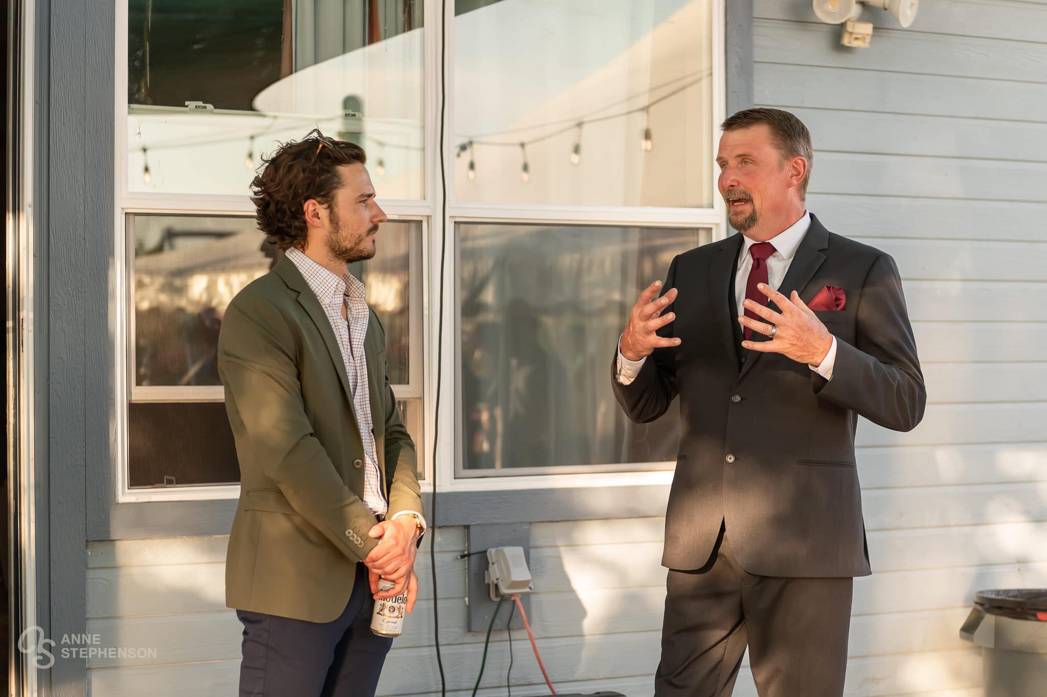 Ashlee + Anthony: Backyard Sunset Wedding in Brighton - Anne Stephenson ...