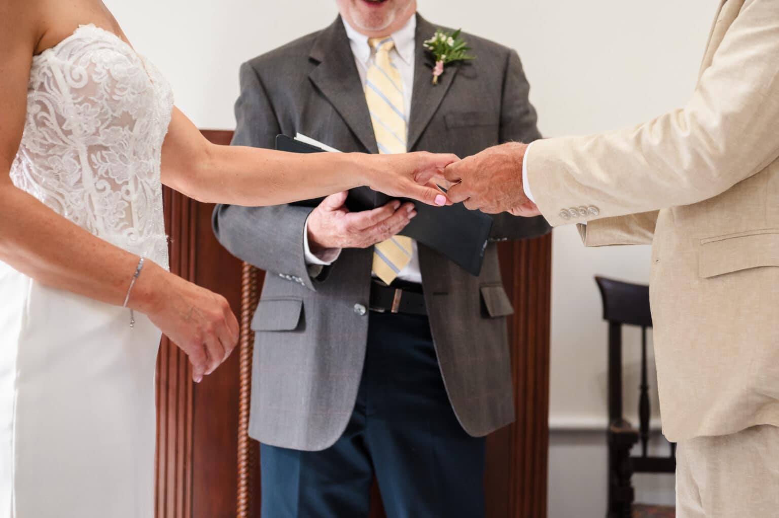 Historic Charm Meets Modern Love: Jill + Torval - Anne Stephenson Photo ...